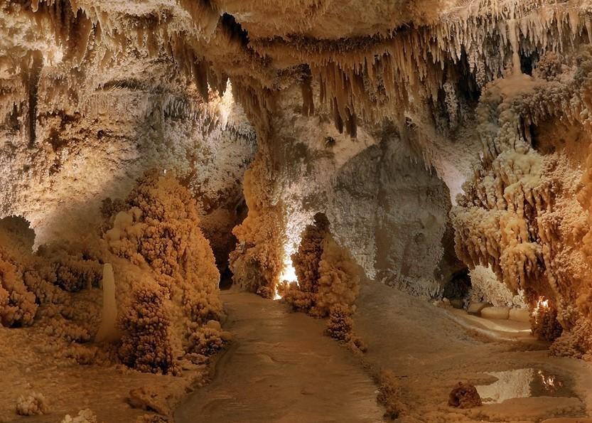 Cascade Caverns - Places 2 Explore