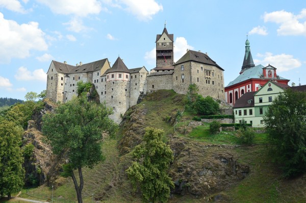 Loket Castle - Places 2 Explore